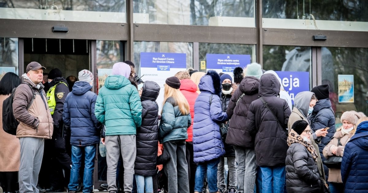 Democracy and its Paradox in Forced Displacement: Reimagining the US ...